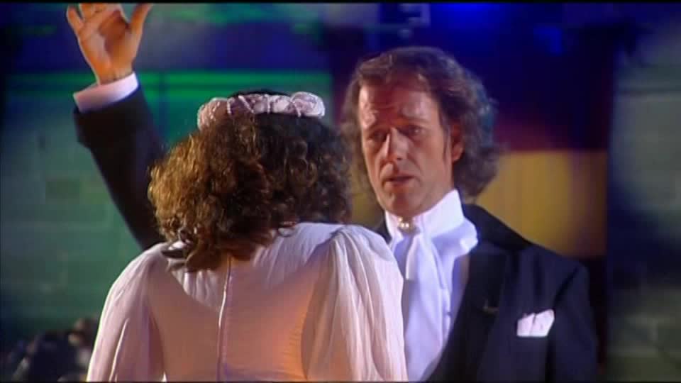 Andre Rieu & Carmen Monarcha - O Mio Babbino Caro (Tuscany) - wideo w ...