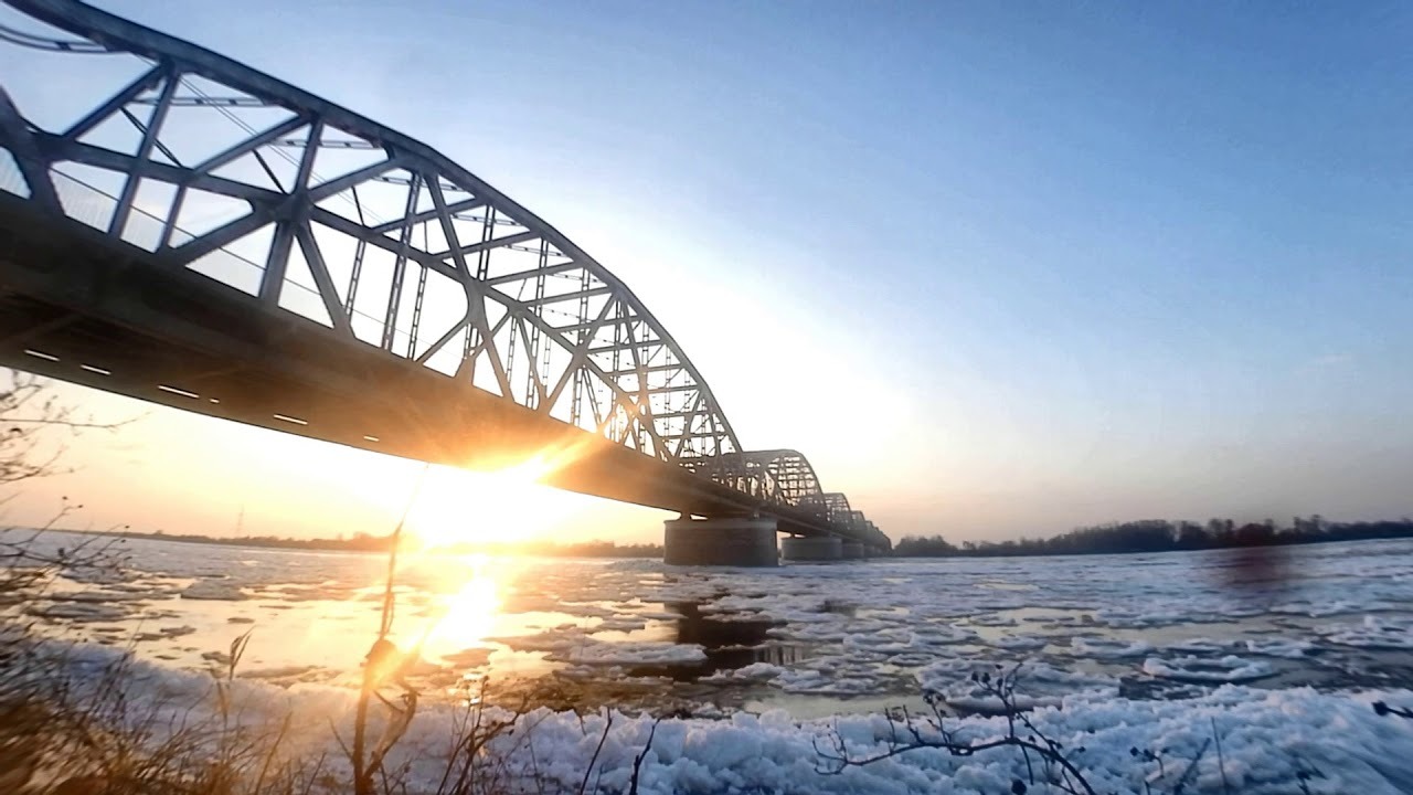Śryż, kry na Wiśle w Grudziądzu . Zima 2018r - CDA