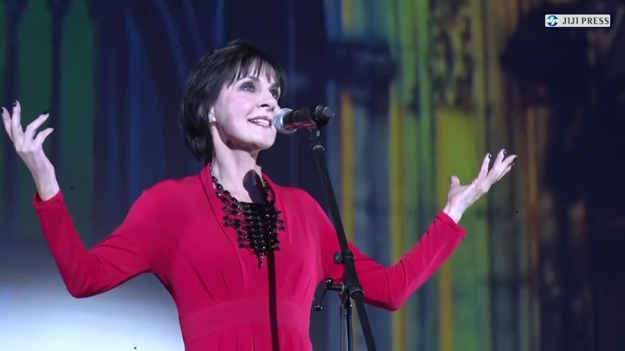 Enya "Christmas Show w Universal Studios Japan 2015 - CDA