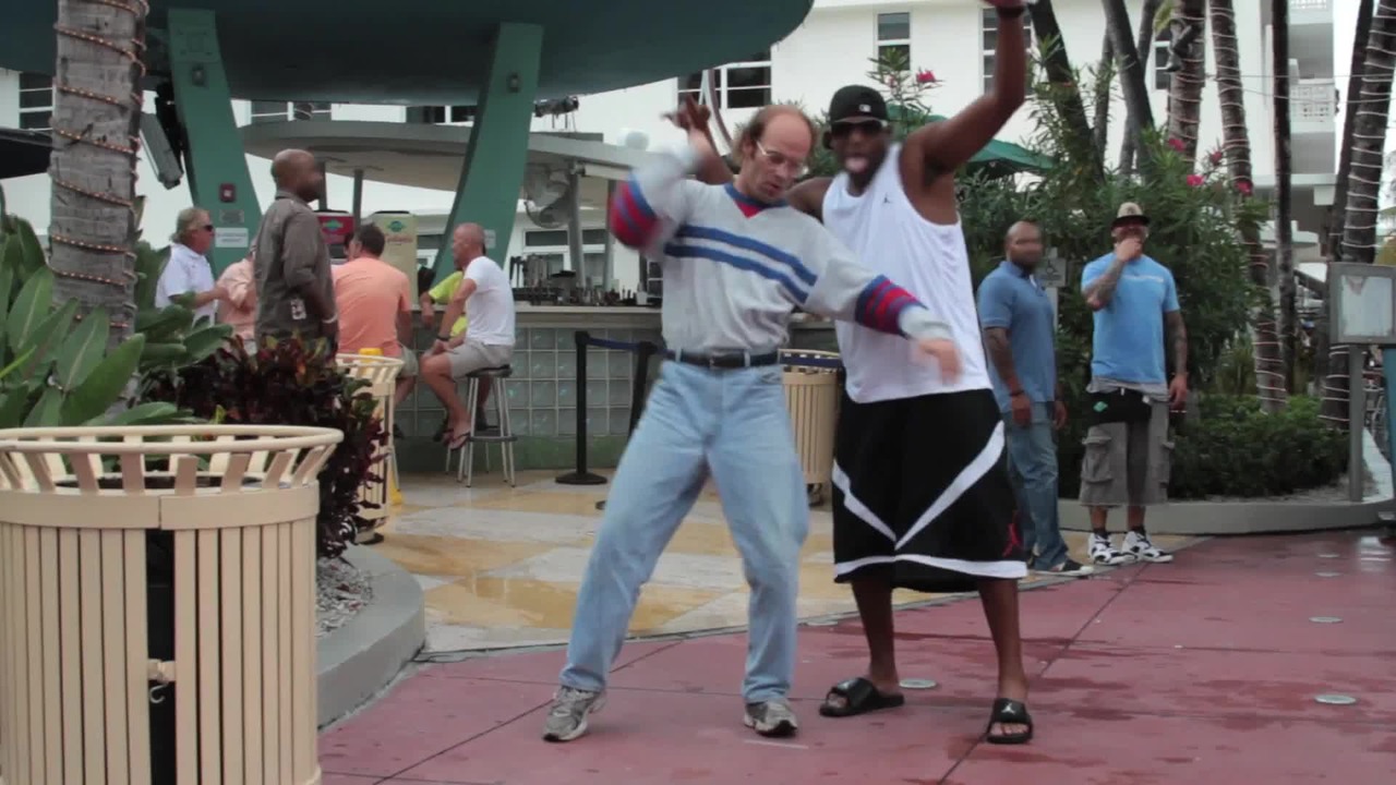 Flo Rida - Let It Roll (Keith Apicary video). spoko. - CDA