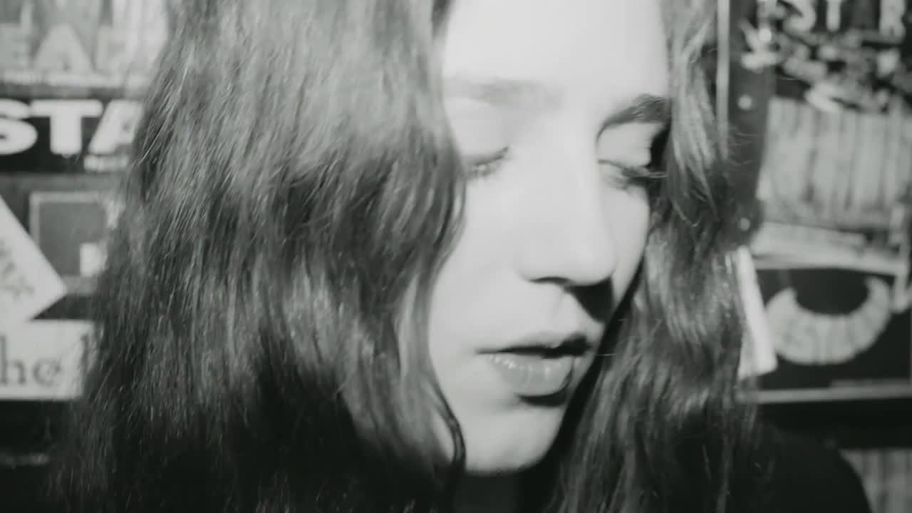 Birdy - Skinny Love - Official Video (2014) - CDA